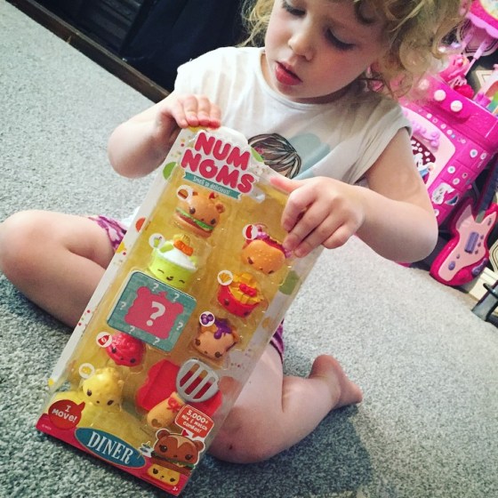 Num Noms Toy Review
