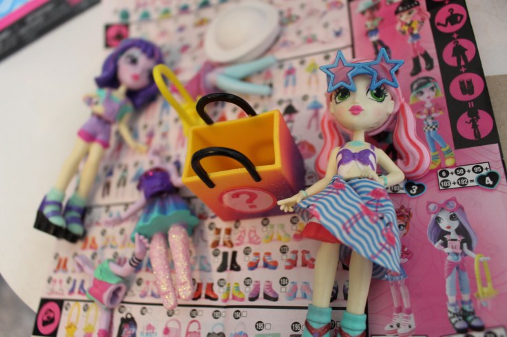 Off The Hook Fashion Dolls