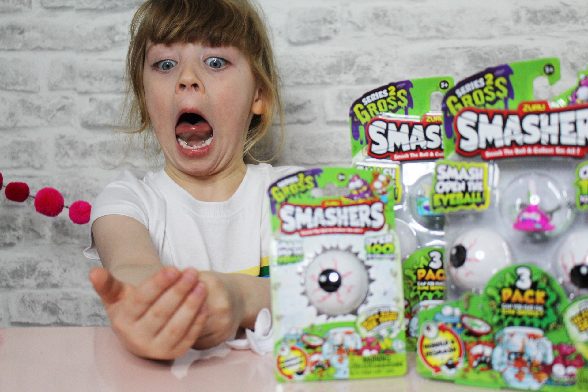 My Super Smash with Smashers Series 2 – Finding an Ultra Rare Character!